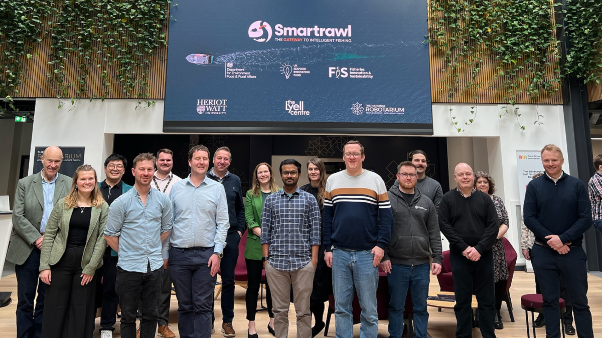 Smartrawl presents at the FIS Board Meeting - Fisheries Innovation ...